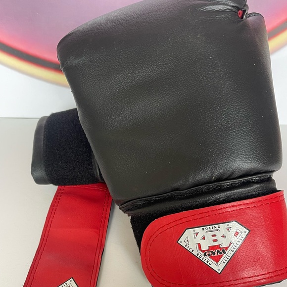 kbx | Accessories | Kbx Red And Black Boxing Gloves Trainer | Poshmark